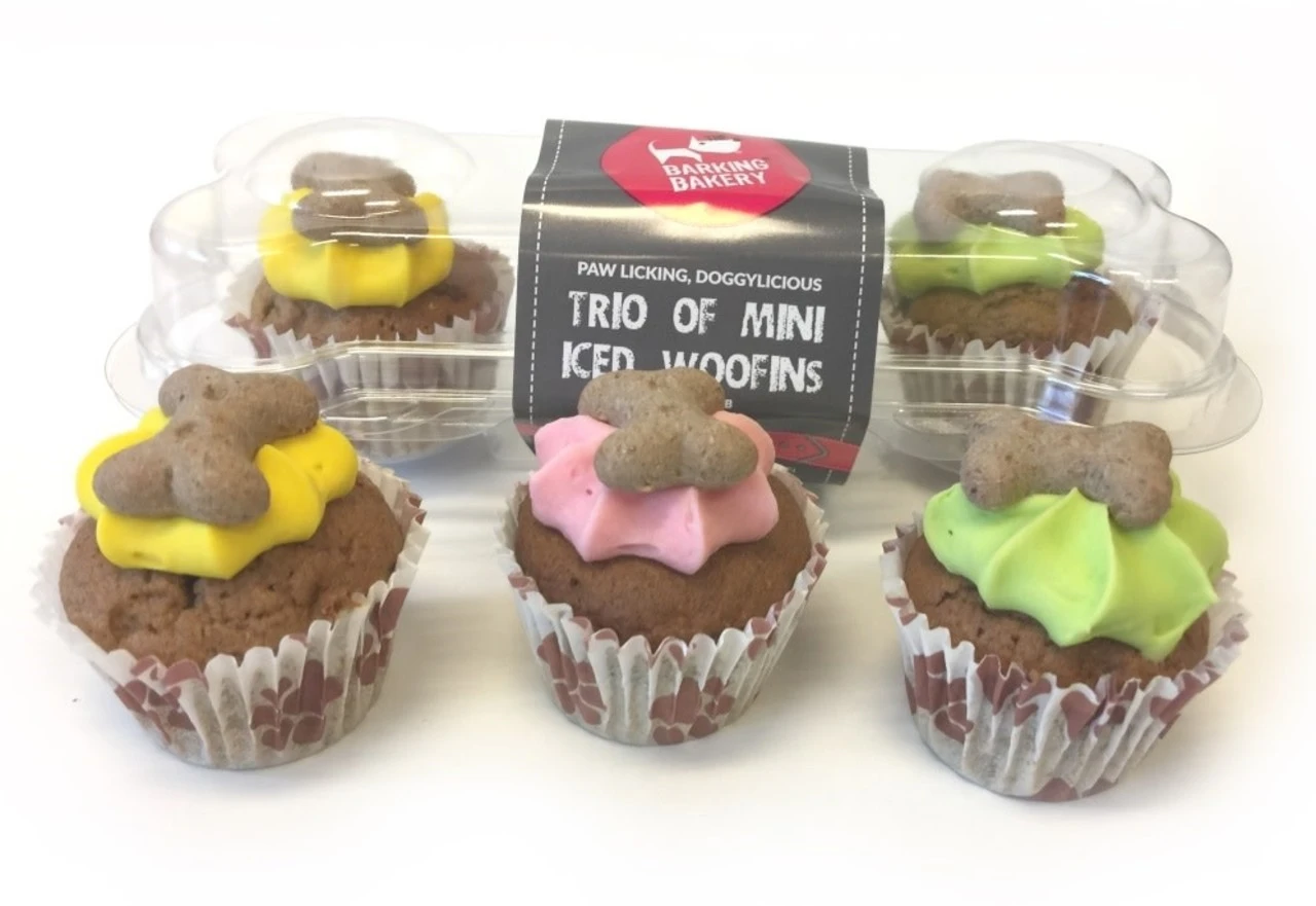 The barking bakery trio of mini woofins bright color - Van Noord's ...